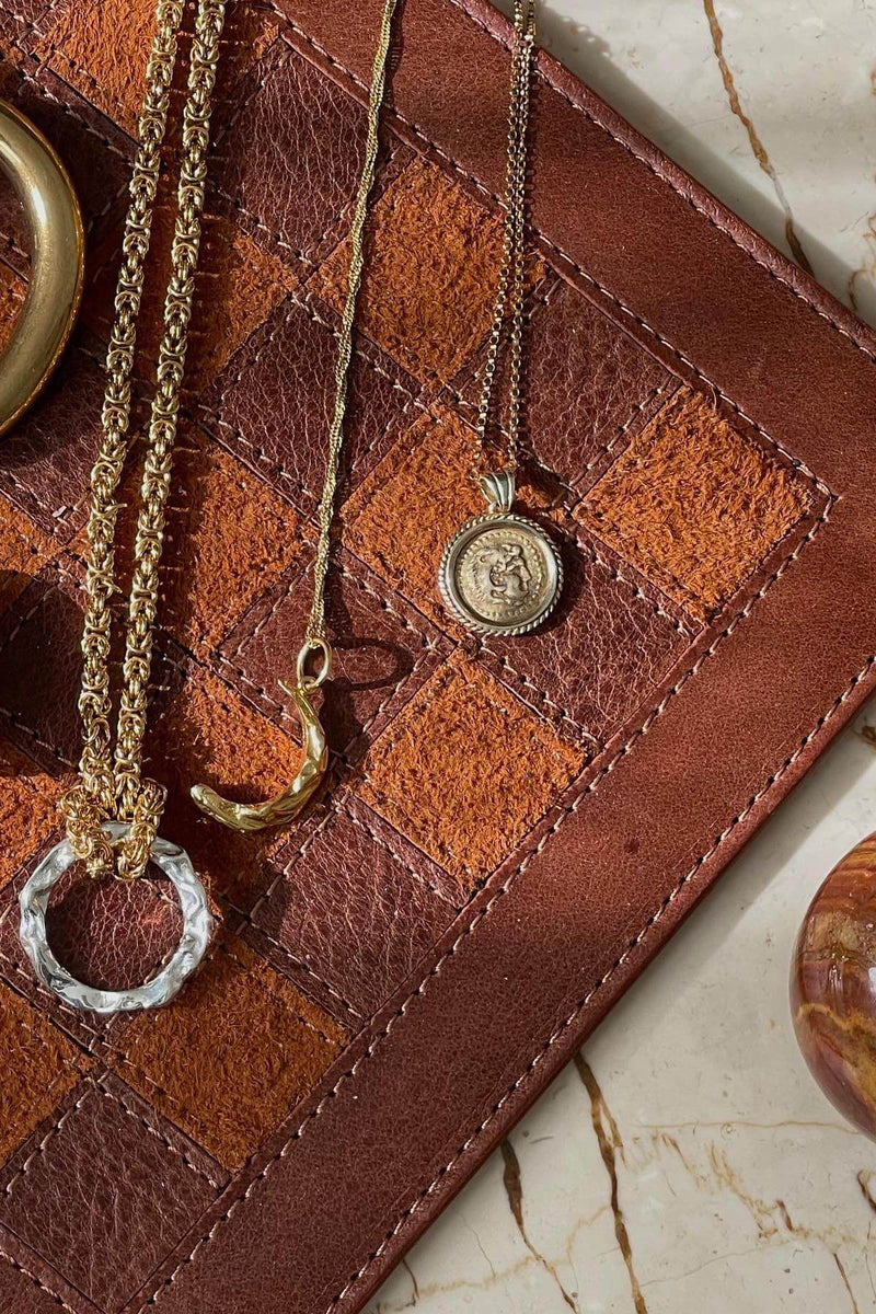 MÉLIÈS MOON CHARM GOLD | Hermina Athens jewelry – ROGUE